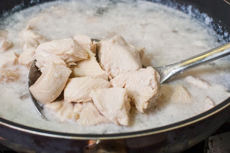 How to Boil Chicken for Dogs | Great Pet Care